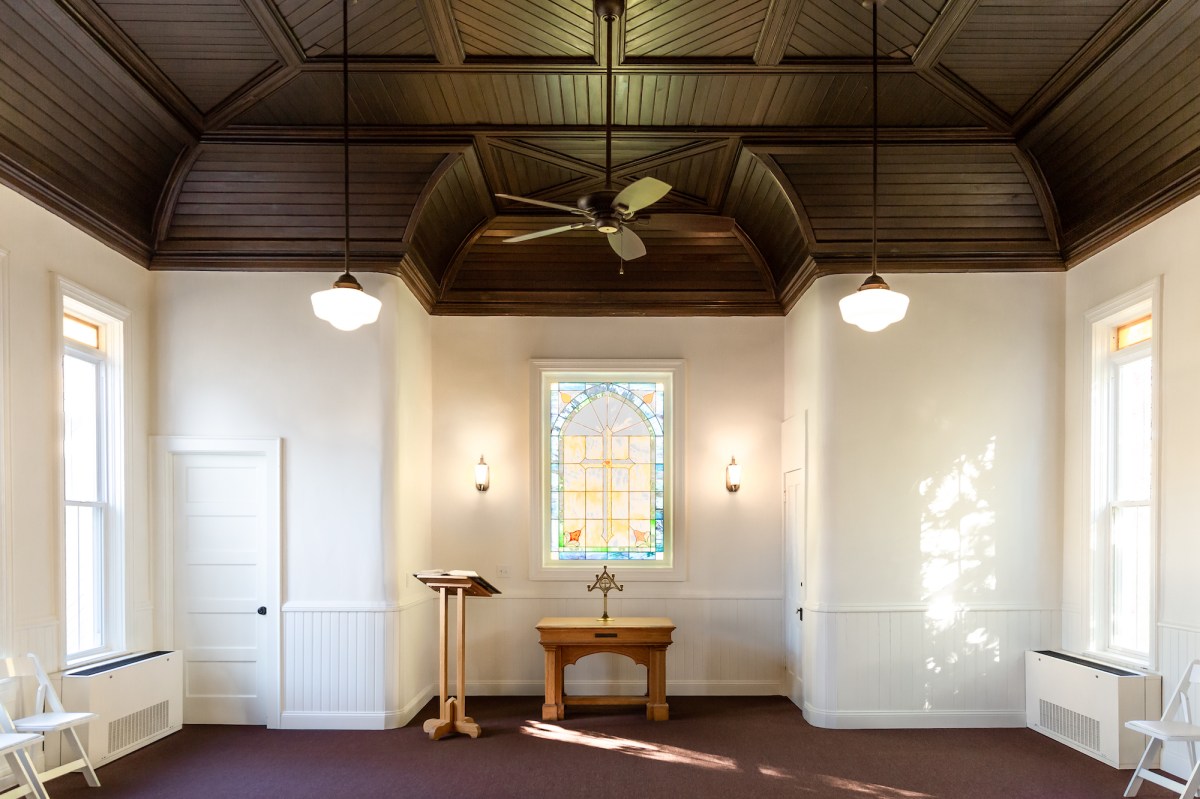 Kendall Memorial Chapel – Community Church of Fontana